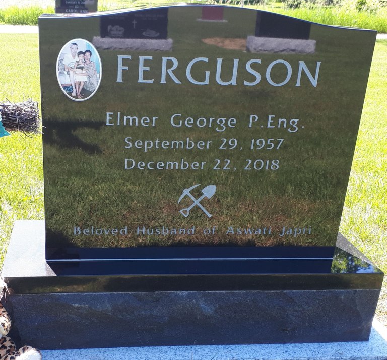 Standard Upright Monuments – Kinkaid Loney Monuments