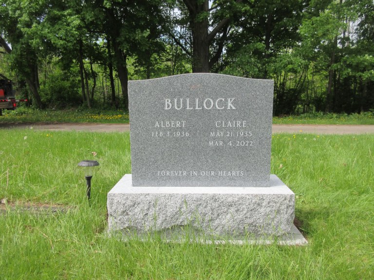 Standard Upright Monuments – Kinkaid Loney Monuments