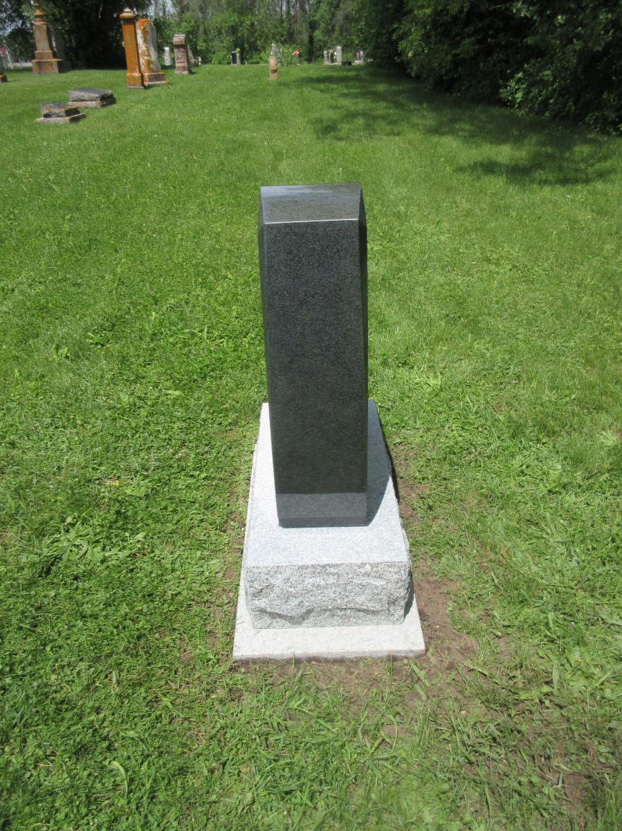 Standard Upright Monuments – Kinkaid Loney Monuments